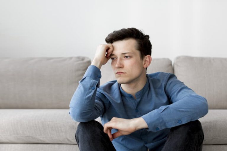 Distimia: qué es y síntomas | Aila Psicología